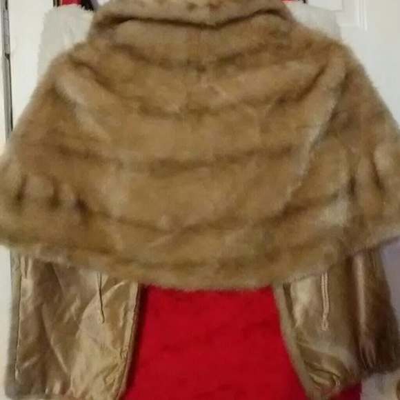 Glenoit | Jackets & Coats | Vintage Glenoit Blonde Faux Fur Cape Wrap ...